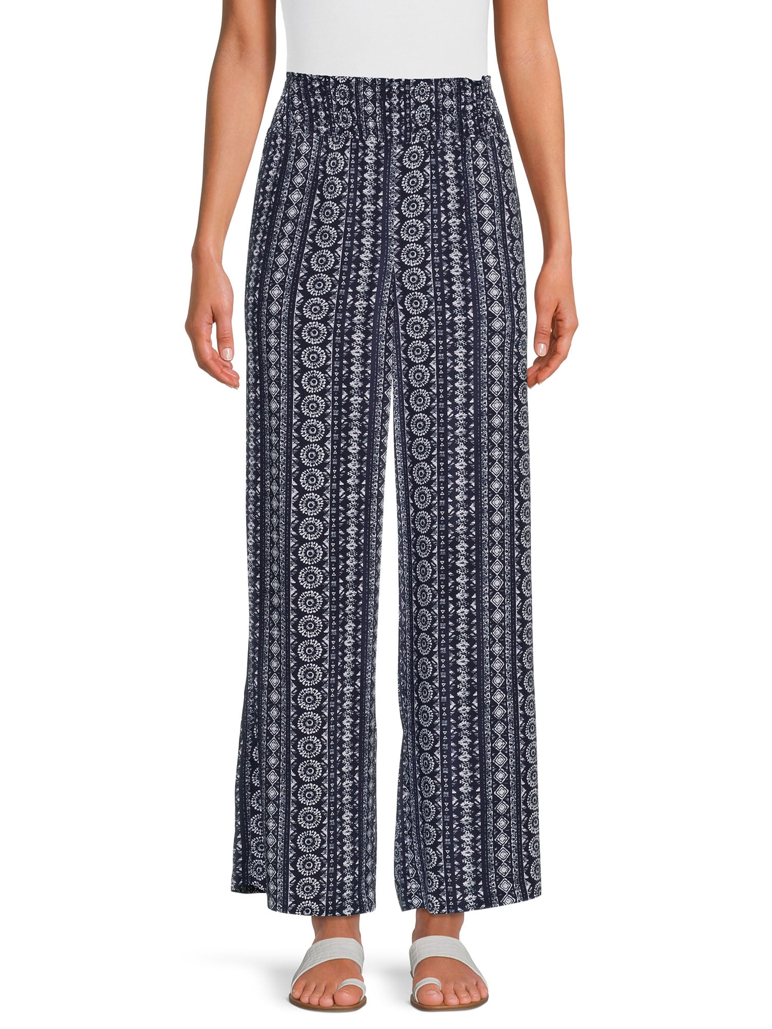 No Boundaries Juniors Wide Leg Pants with Smocked Waist, Sizes XS-XXXL ...