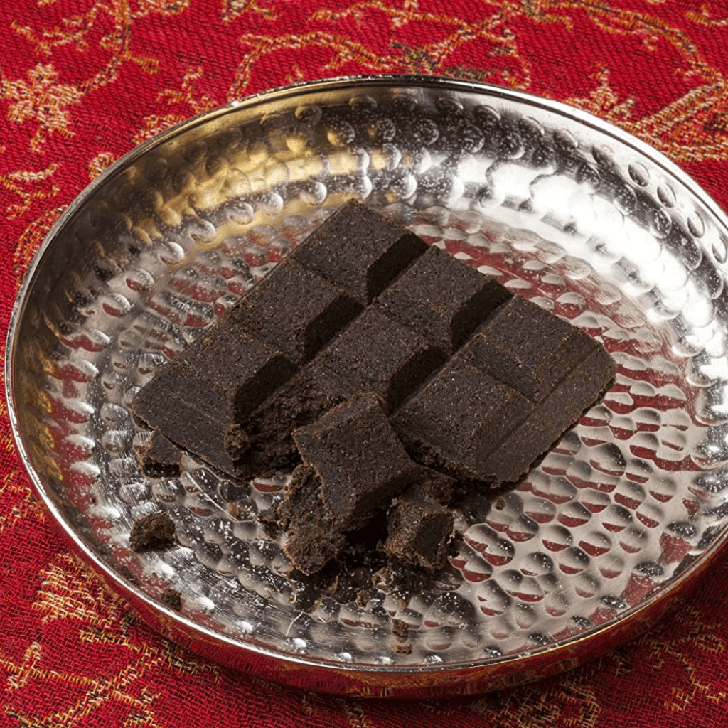 Buy Musk Al Arais Bakhoor - 40 GM (1.4 oz) by Swiss Arabian Online at ...