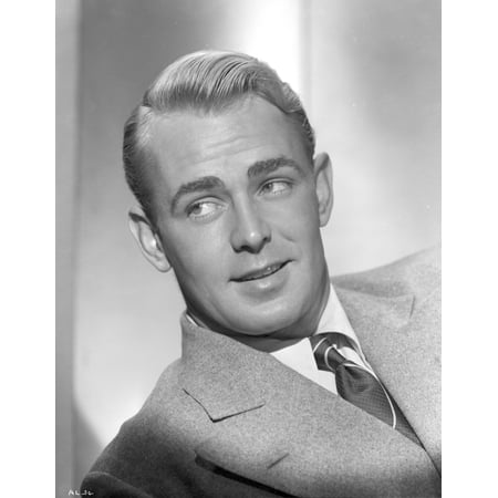 Alan Ladd Leaning Pose wearing a Suit in Black and White Photo Print (8 ...