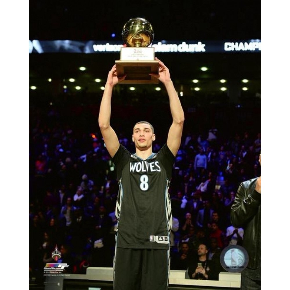 Zach Lavine with the NBA Slam Dunk Contest Trophy 2016 All-Star Game ...