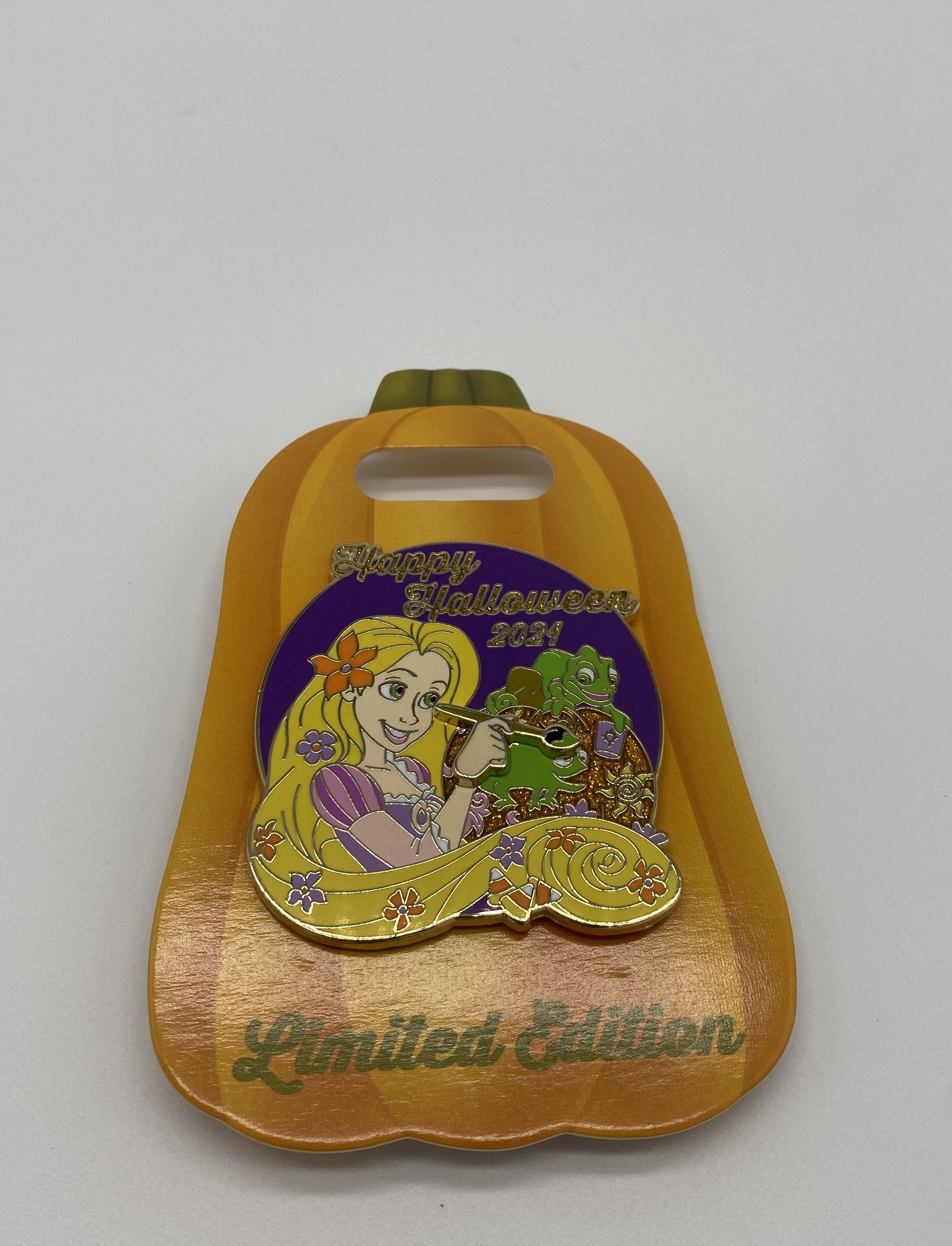 Disney Parks Happy Halloween 2021 Rapunzel Pascal Pin Limited New with ...