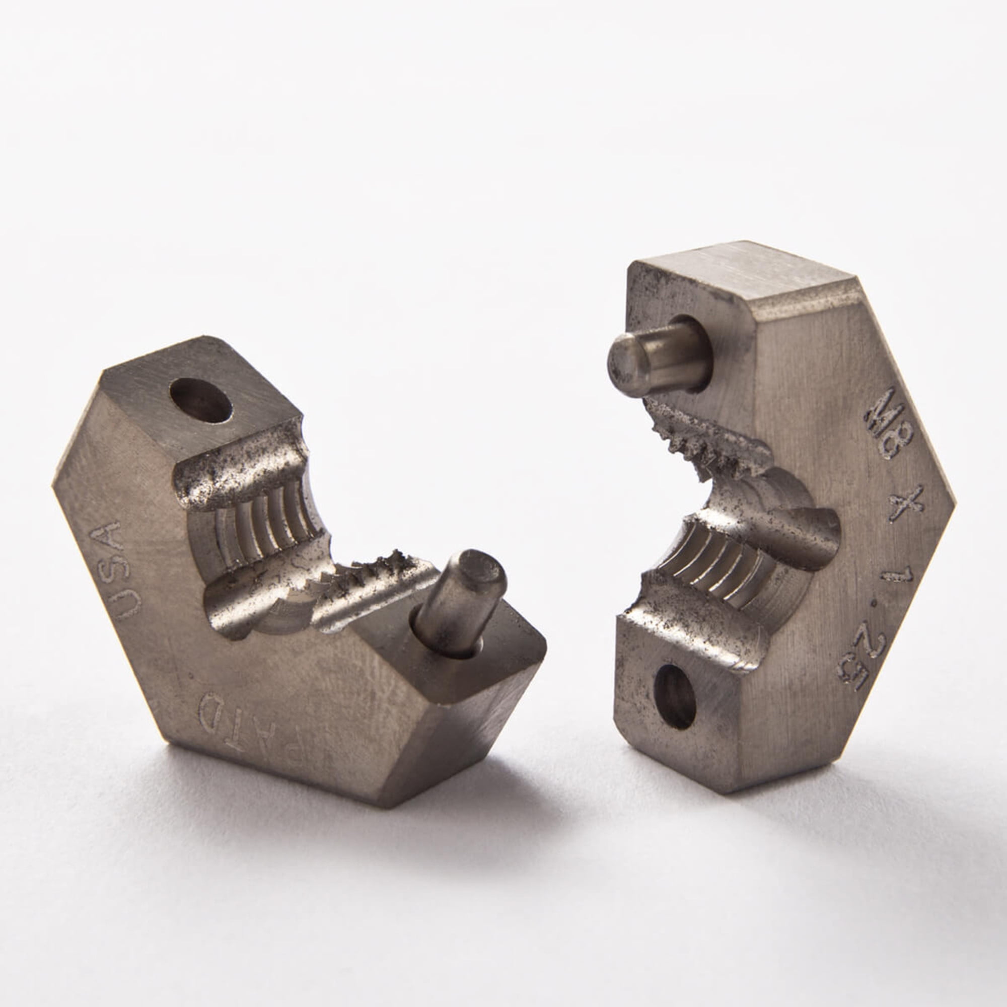 STEELMAN 60759 M8-1.25 Metric Split Die Thread Chaser - Walmart.com