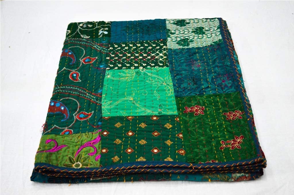 IndIan Handmade Patchwork Kantha Quilt Green Color Quilt Queen Size ...