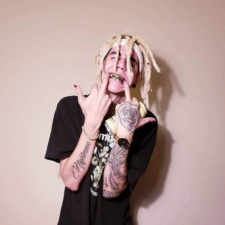 Rapper With Diamond Teeth