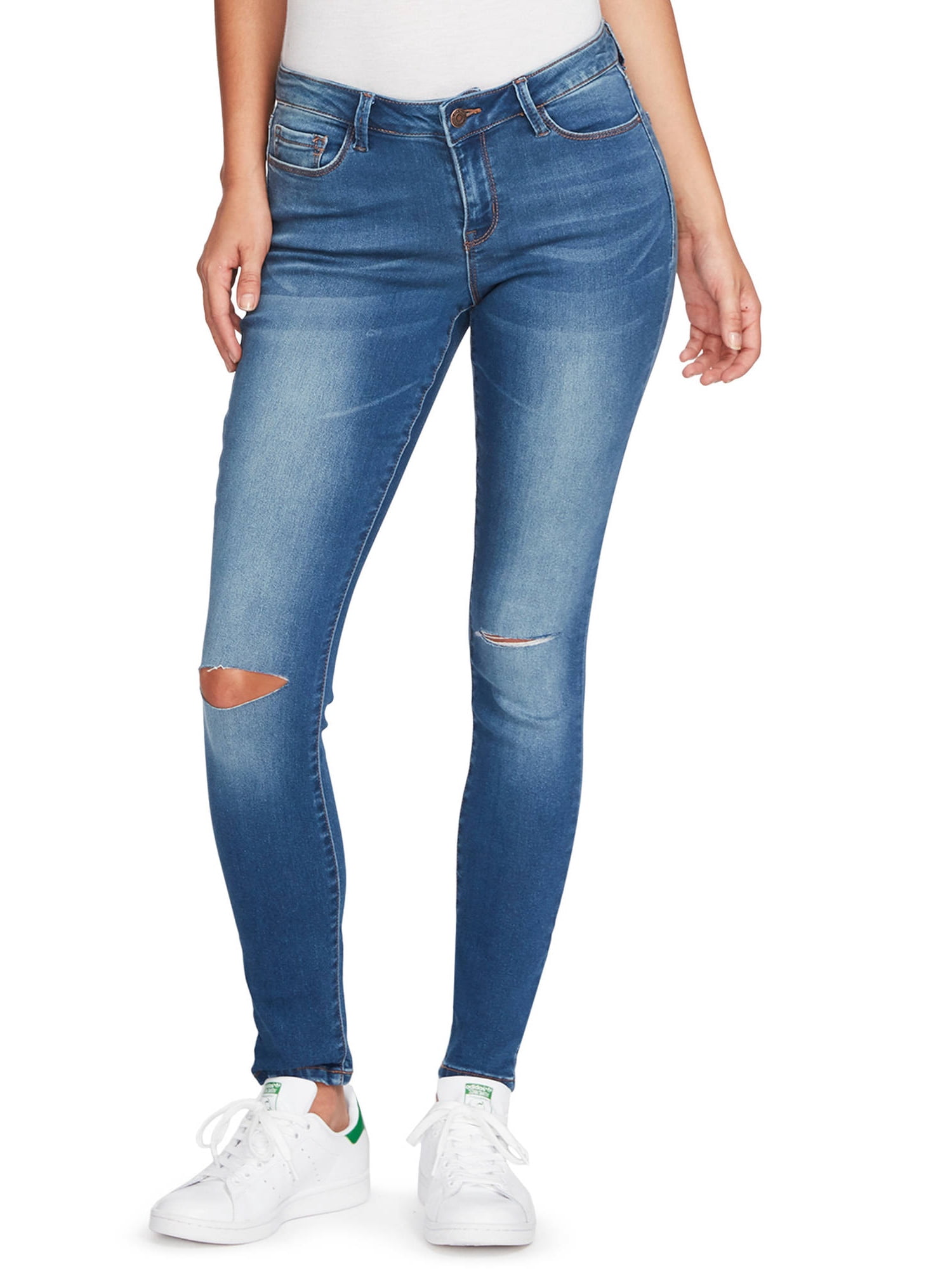 Juniors' Billie 30" Inseam Ripped Knee Skinny Jeans - Walmart.com