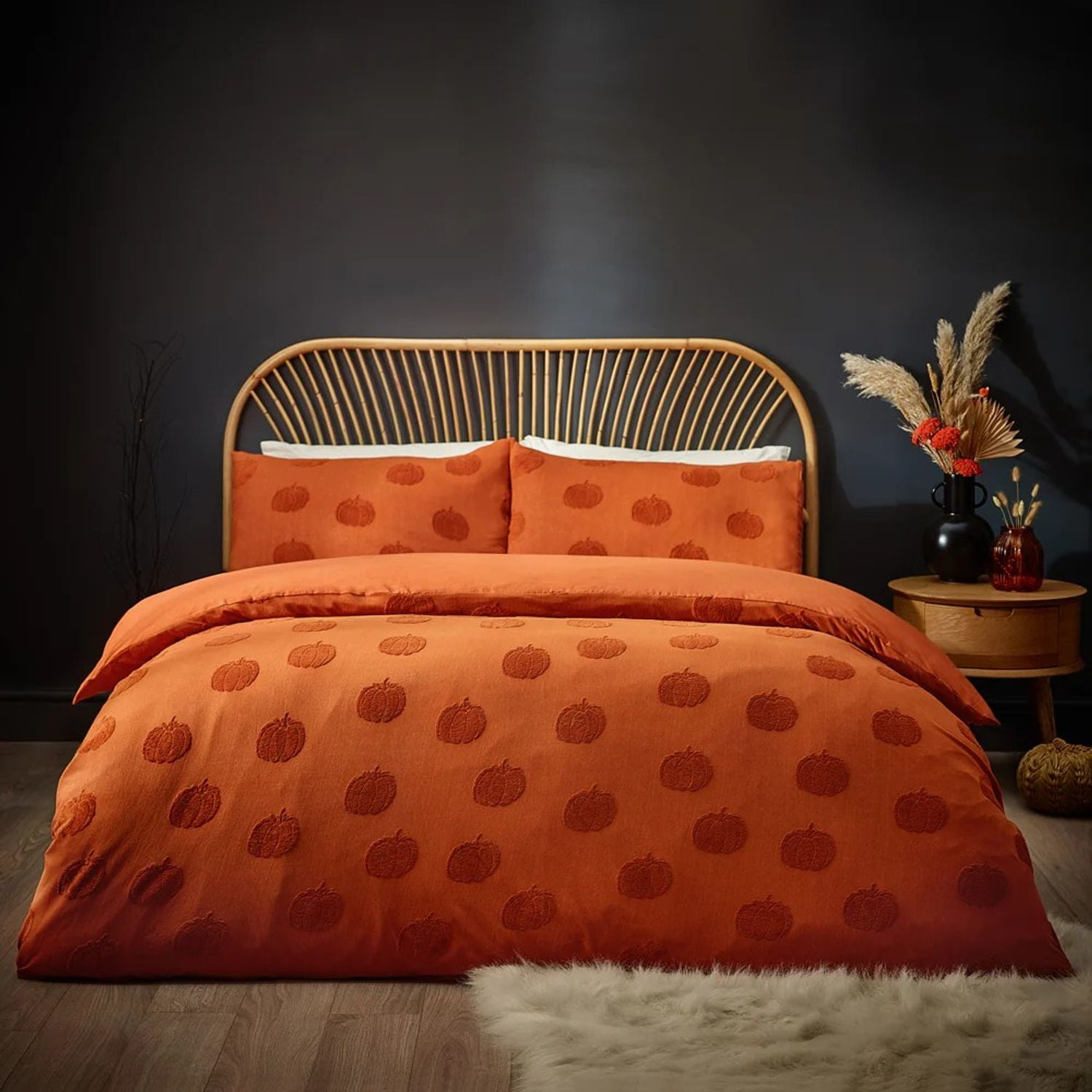 Click here for Furn Tufted Cotton Pumpkin Duvet Cover Set prices
