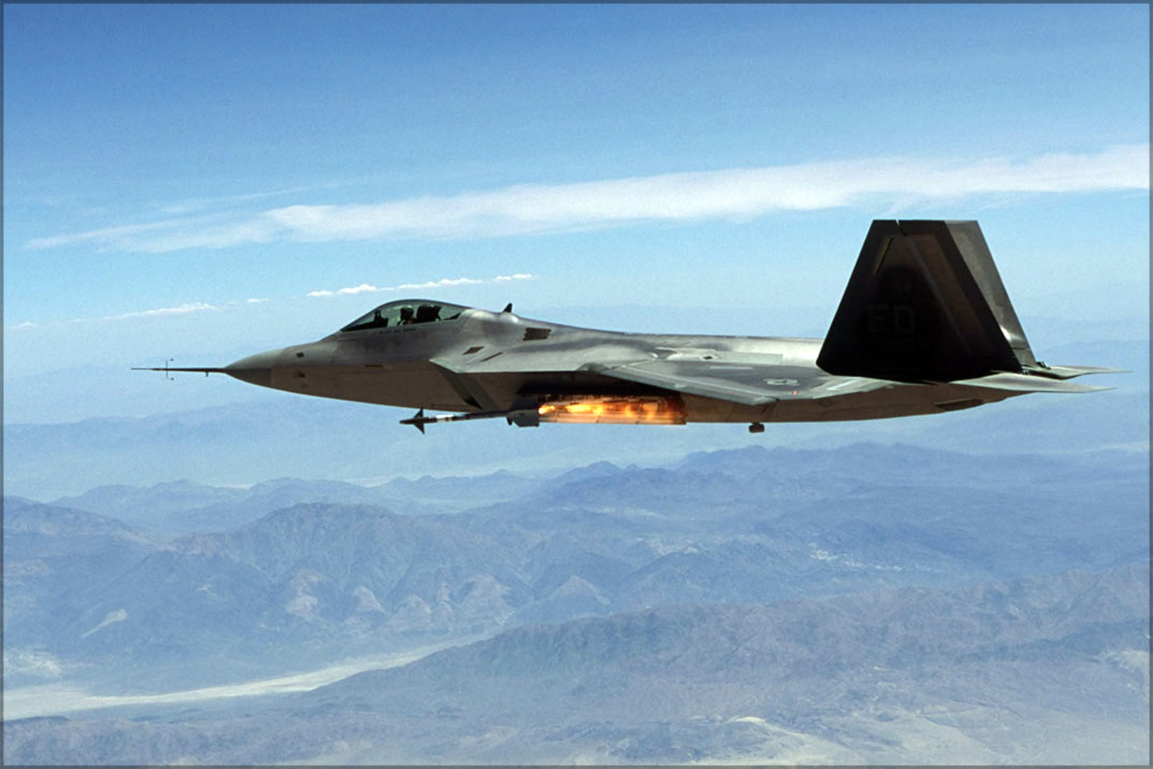 24"x36" Gallery Poster, F-22A Raptor launches AIM-9M Sidewinder missile ...