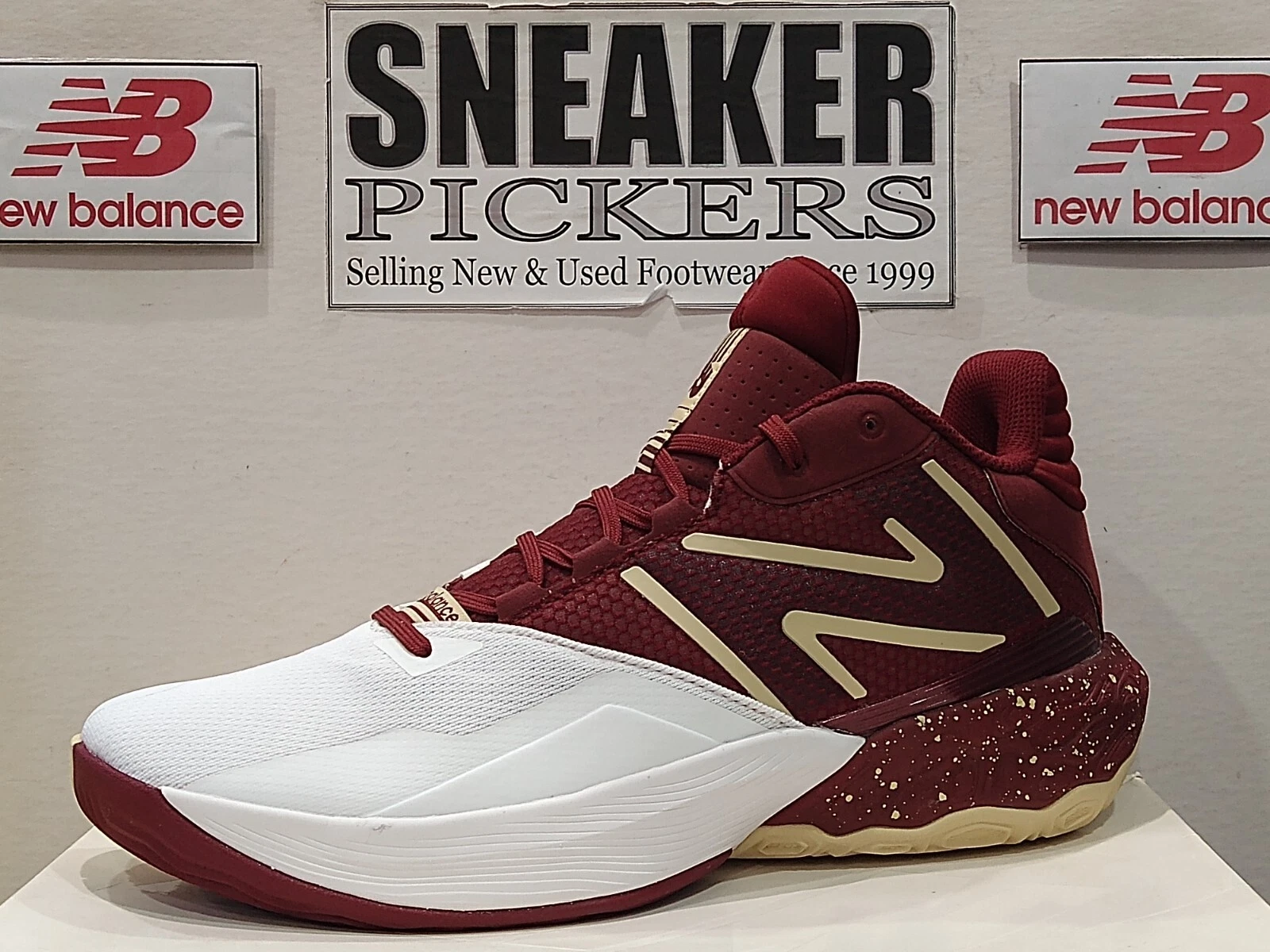 New Balance Men's Two WXY V4 Basketball - BB2WYBC4 - Mercury Red - Size ...