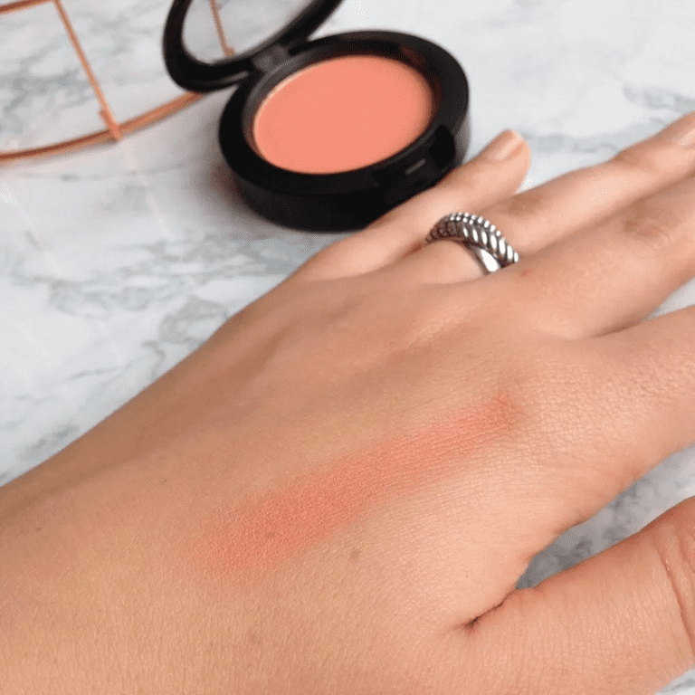 MAC Sheertone Blush Peaches 0.2 oz