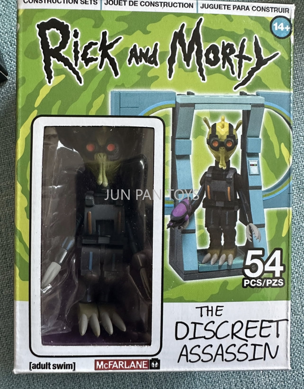 Figura de acción de Rick y Morty Pickle Rick coleccionable original ...