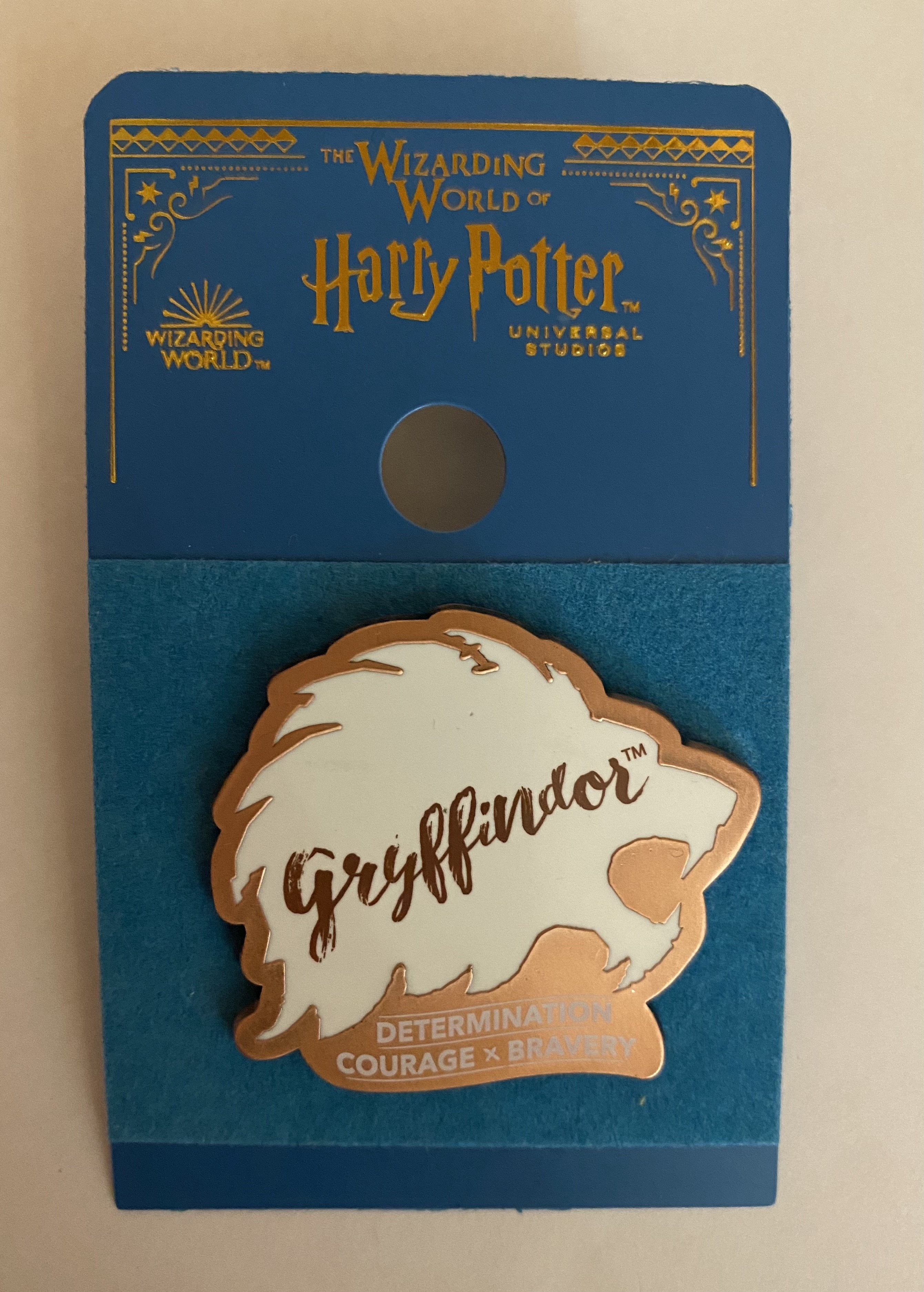 Universal Studios Harry Potter Gryffindor Courage Bravery Pin New with ...