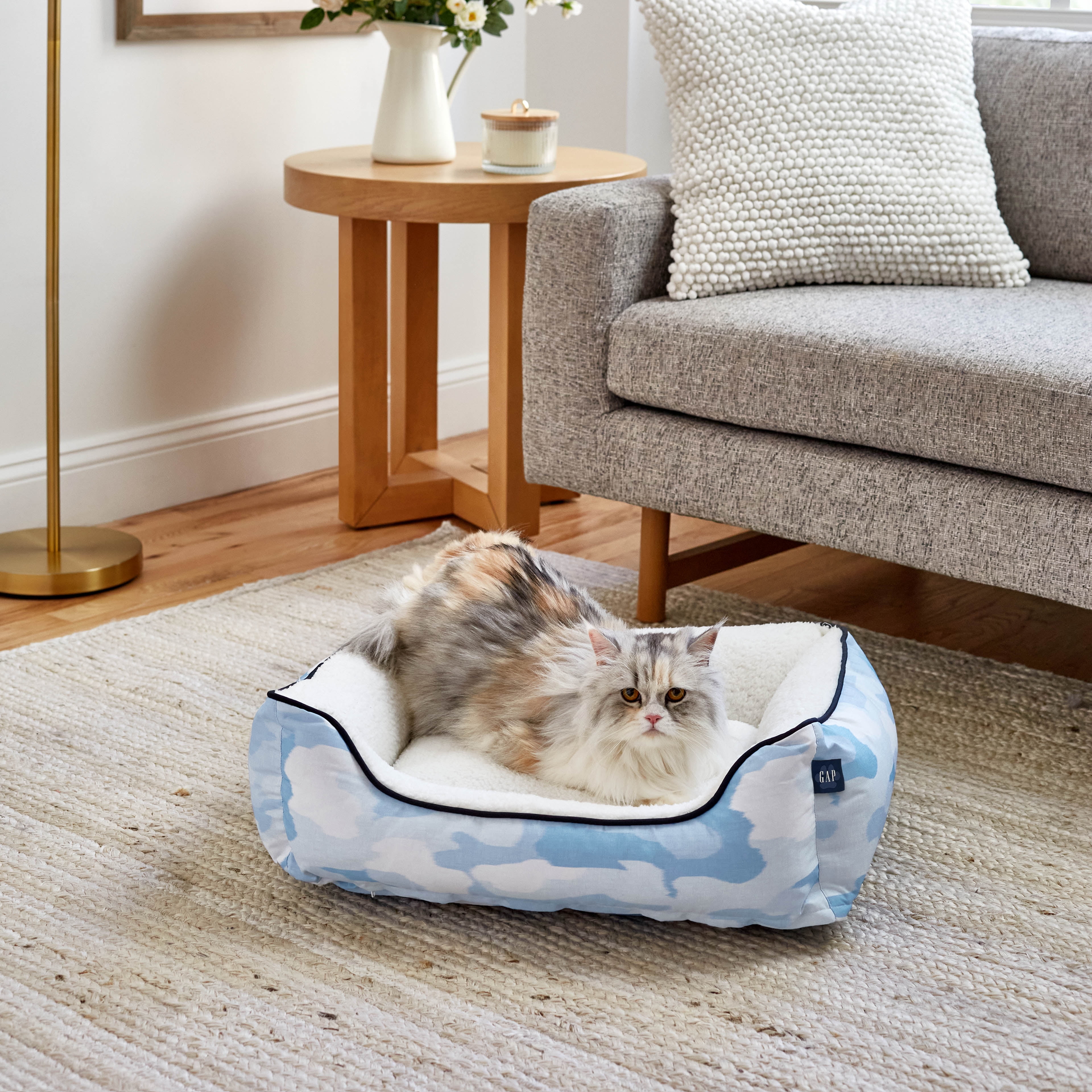 Gap Camo Cuddler Pet Bed, Recycled Polyester Cover with Sherpa inner ...