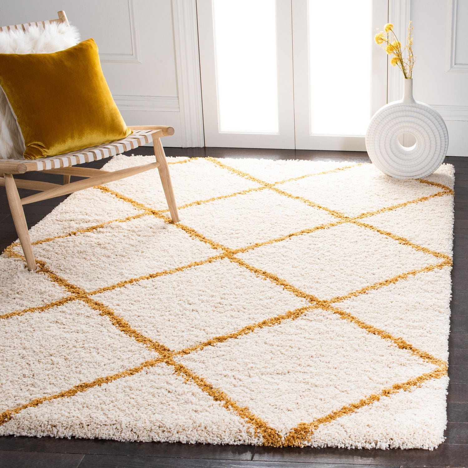 Click here for Safavieh Hudson Amias Geometric Shag Area Rug 8 Ft... prices
