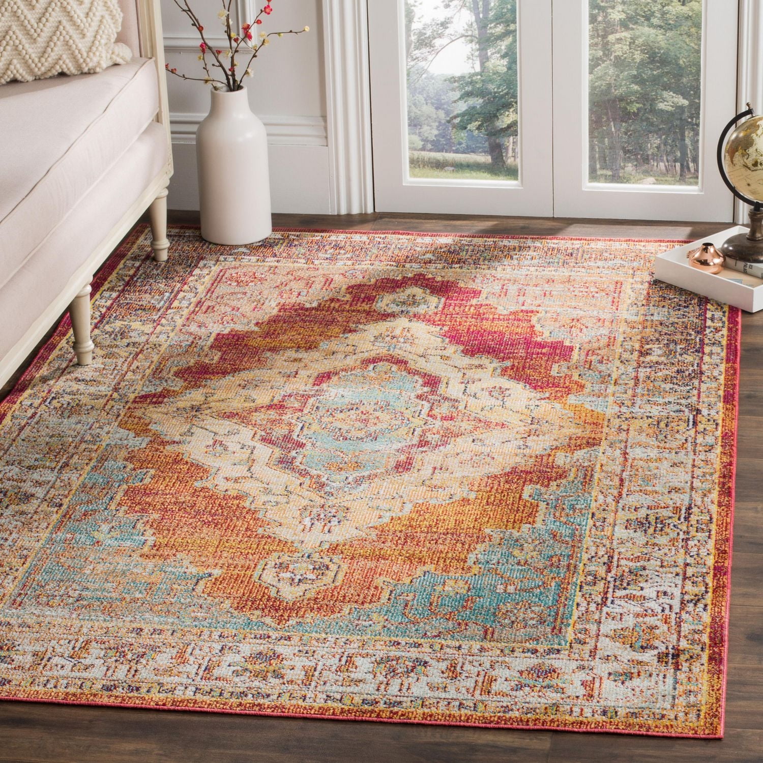 Click here for Safavieh Crystal Miranda Traditional Area Rug 67 X... prices
