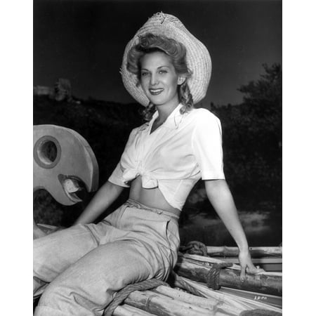 Louise Allbritton wearing a straw hat Photo Print (8 x 10) | Walmart Canada