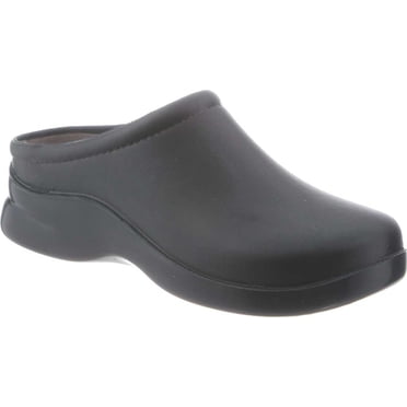 24 HOUR COMFORT Leslie Women's Wide Width Leather Back Strap Clogs ...