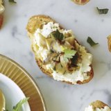 Boursin Garlic & Fine Herbs Spreadable Gourmet Cheese, 5.3 oz., Puck in ...