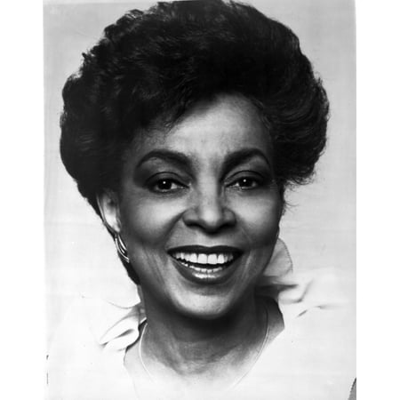 Ruby Dee Portrait in Classic Photo Print (8 x 10) | Walmart Canada