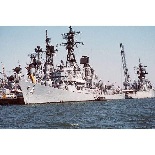 24x36 gallery poster, USS Lawrence (DD-954 DDG-4) 2 - Walmart.com