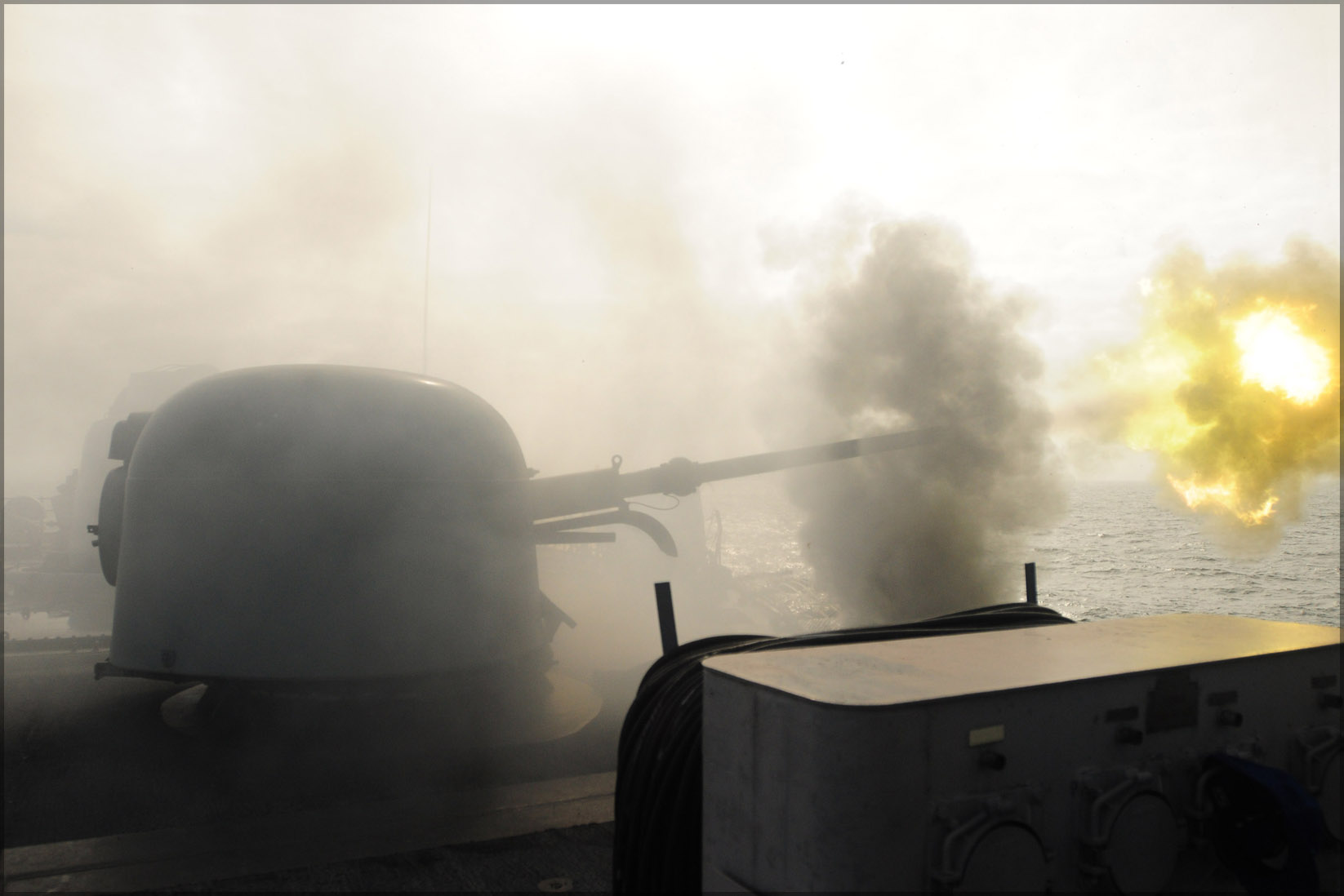 24"x36" Gallery Poster, MK-76 gun aboard guided-missile frigate USS ...