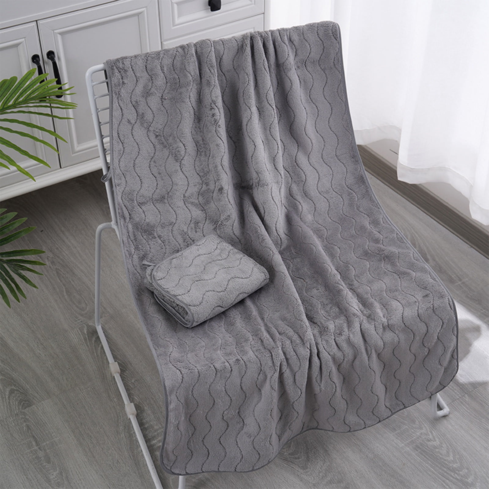 Click here for Vaidha Extra Large Bath Towel Set Of 2 Oversized B... prices