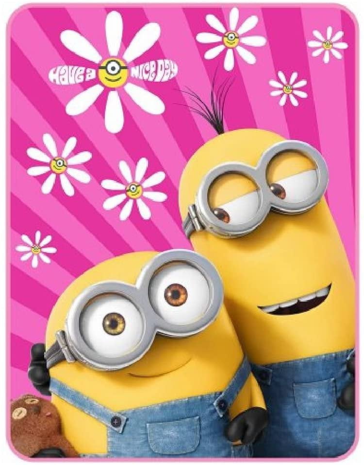 Despicable Me Minions Girl Peace Minions Mink Sherpa Throw - 46" x 60 ...