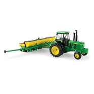 John Deere 1:64 4440 Tractor with FFA Logo - Walmart.com