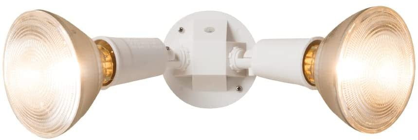 HALO PWT250PCW 300W 2-Lamp Outdoor PAR Twin Head Dusk to Dawn Flood ...