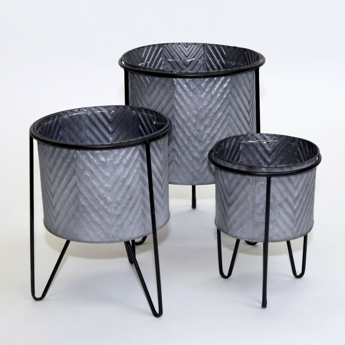 Set Of 3 Round Chevron Patterned Containers On Metal Legs Planters ...