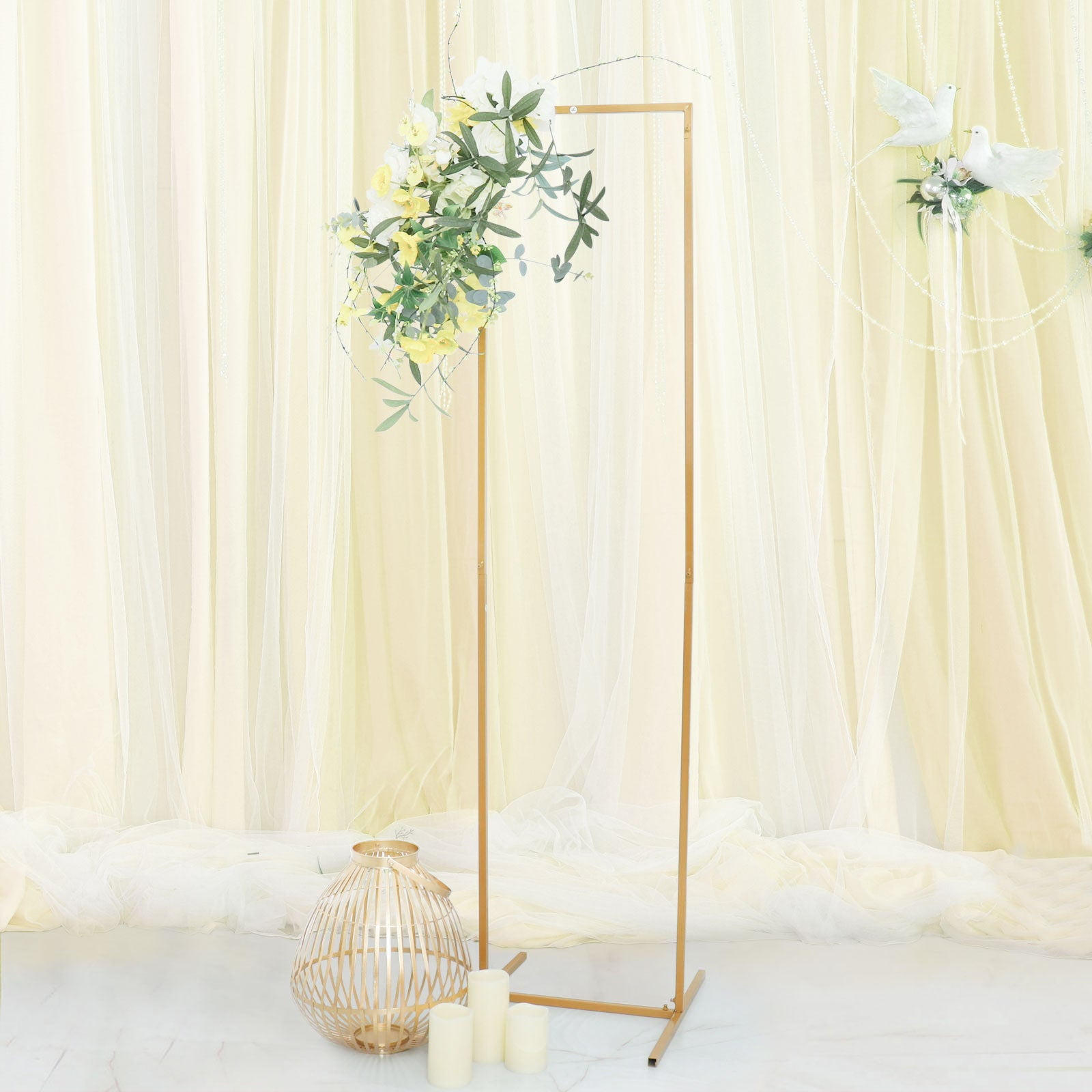 Efavormart 5.5ft Gold Metal Backdrop Wedding Flower Stand, Vase Column ...