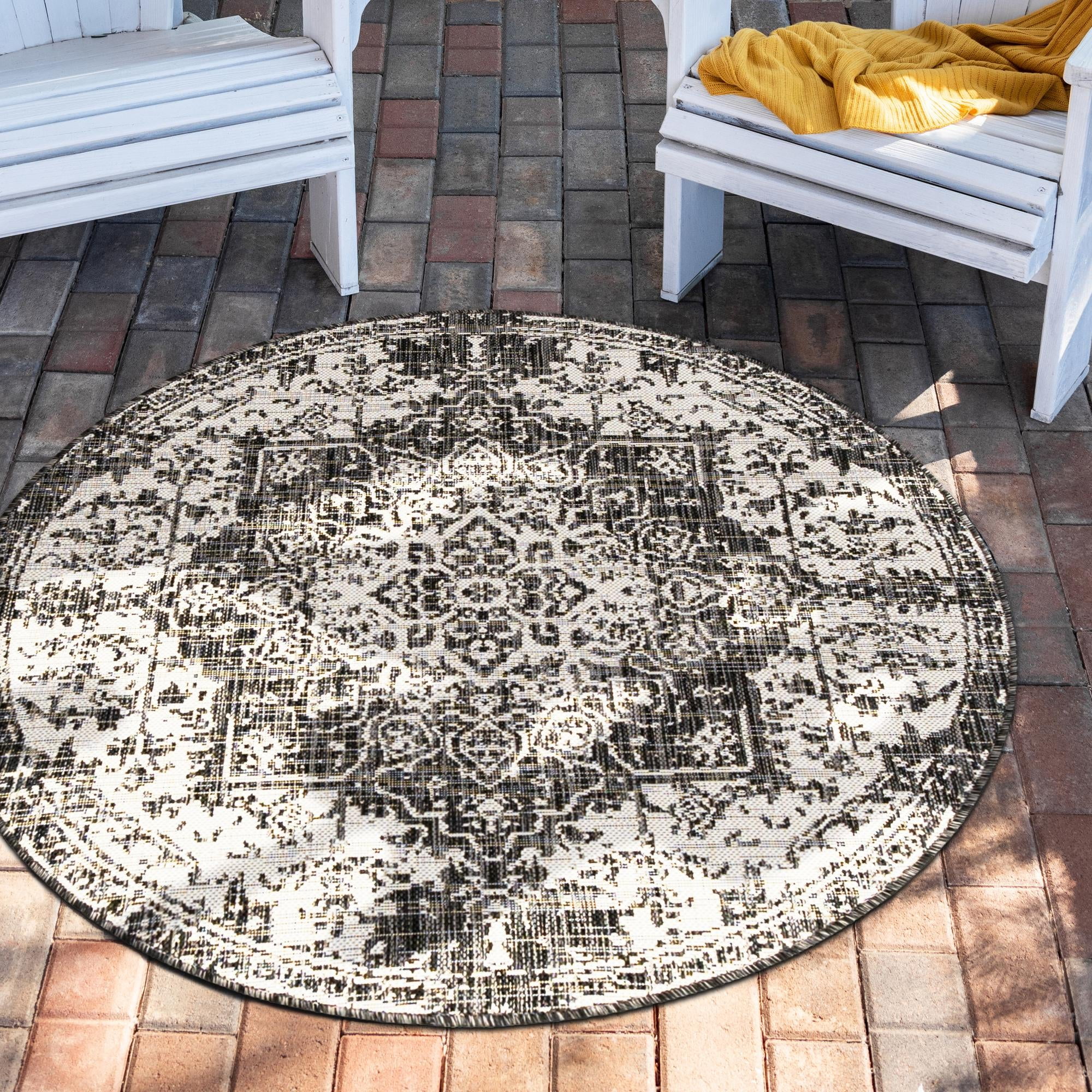 Rugs.com Jill Zarin Outdoor Collection Rug – 6' 7 Round Charcoal Gray ...