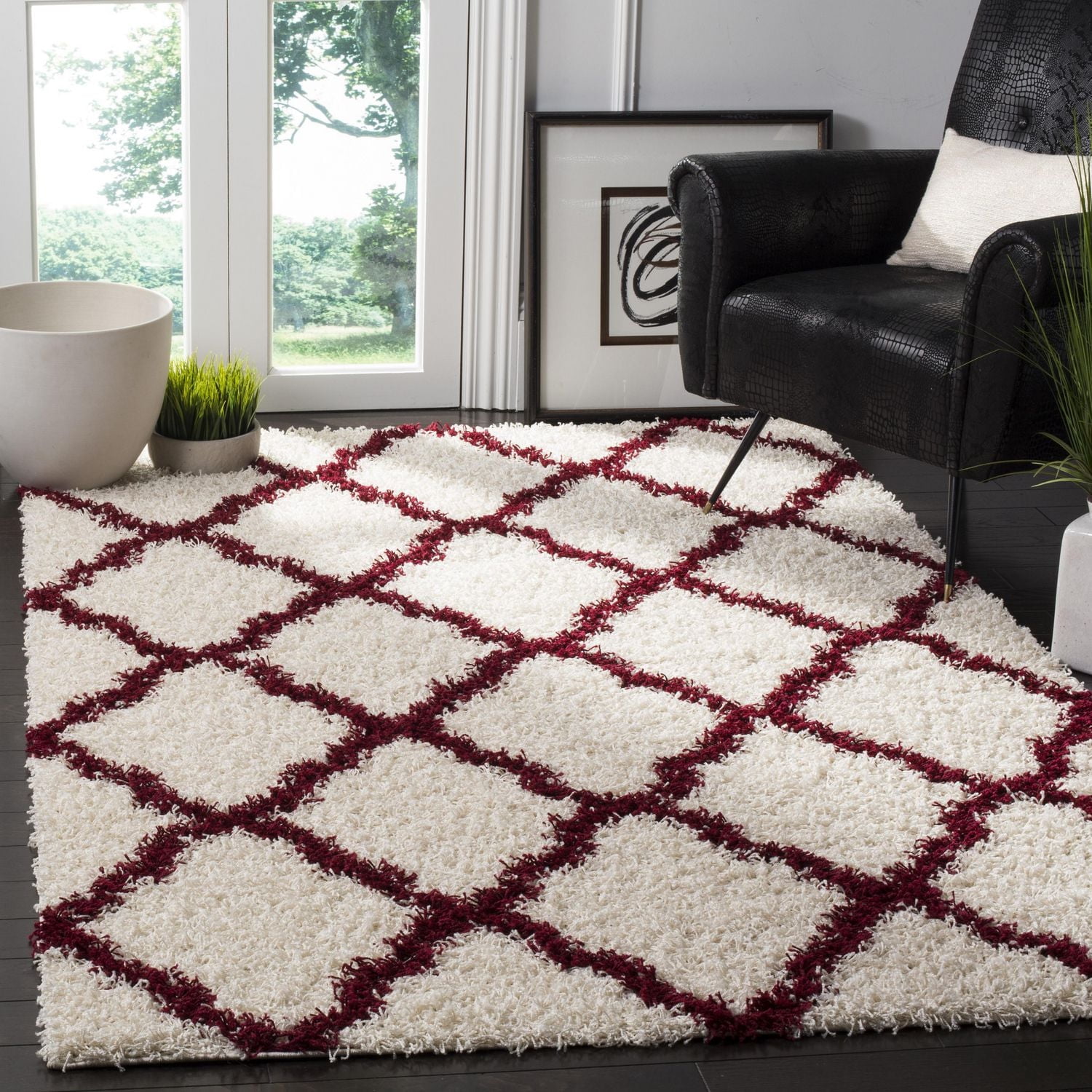 Click here for Safavieh Dallas Logan Geometric Shag Area Rug 3 Ft... prices