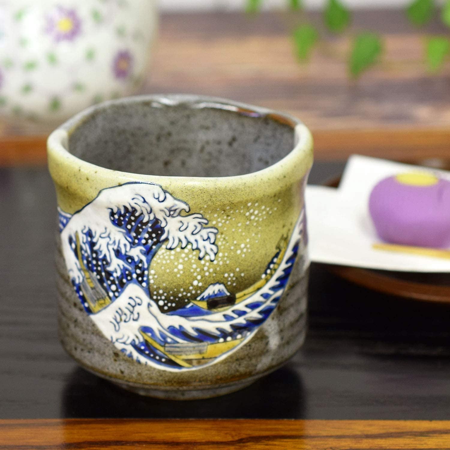 2022 Yunomi Kutani yaki ware Japanese green tea cup Red White Tumblers ...