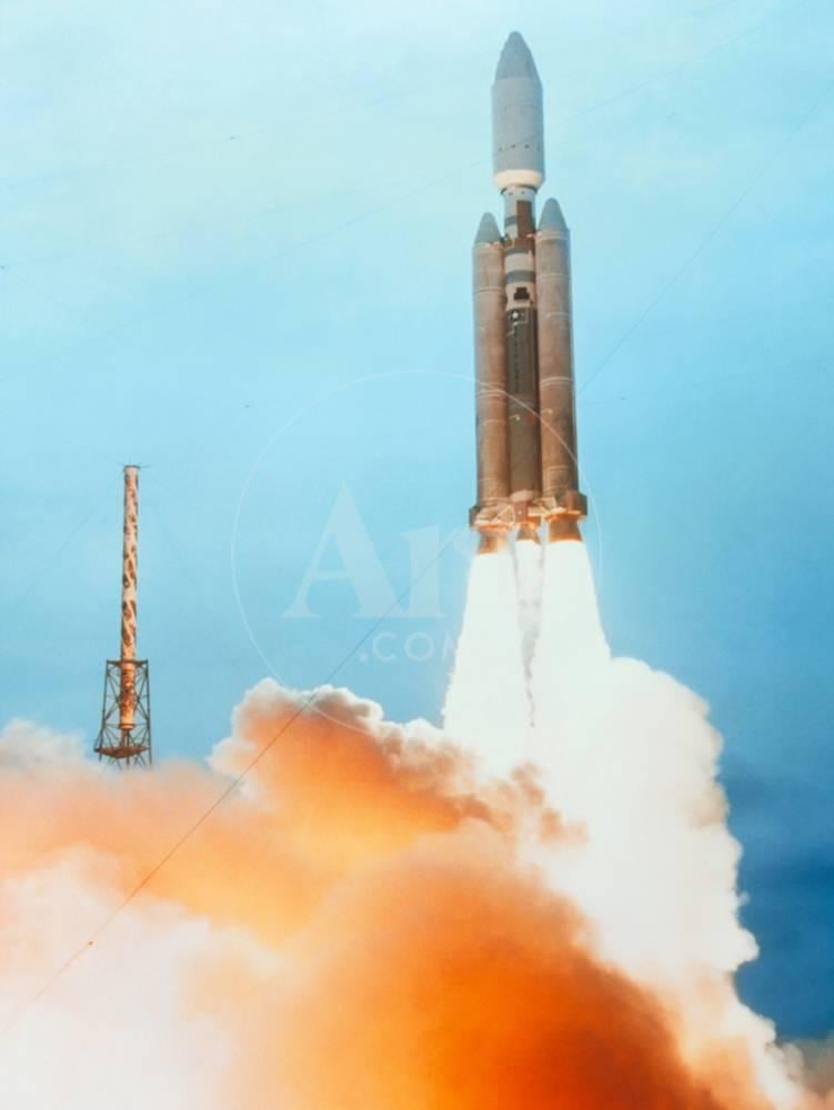 Launch of a Titan IV Rocket, Unframed Photographic Print Wall Art by ...
