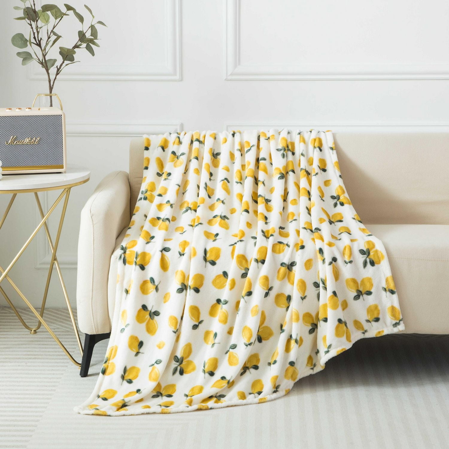 Mainstays Plush Throw Blanket Lemon, Extra soft & cozy - Walmart.ca