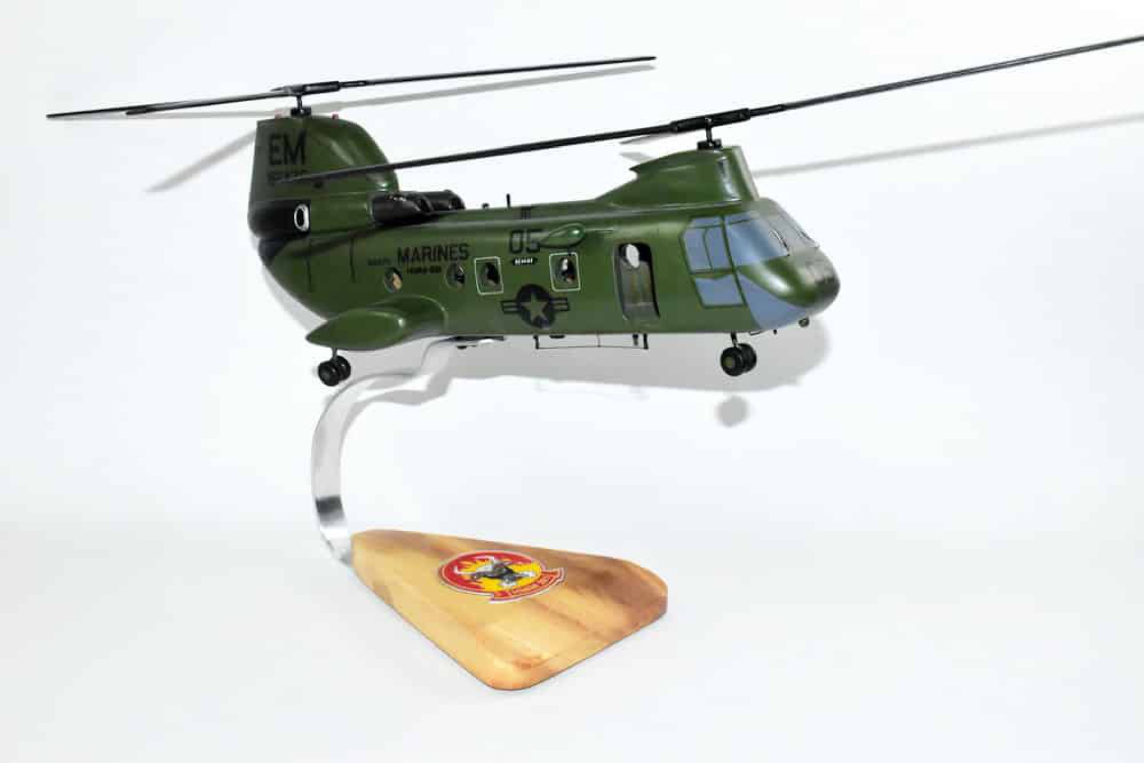 HMM-261 Raging Bull 1984 CH-46F Model, 1/38 (14) Scale, Mahogany, Phrog ...