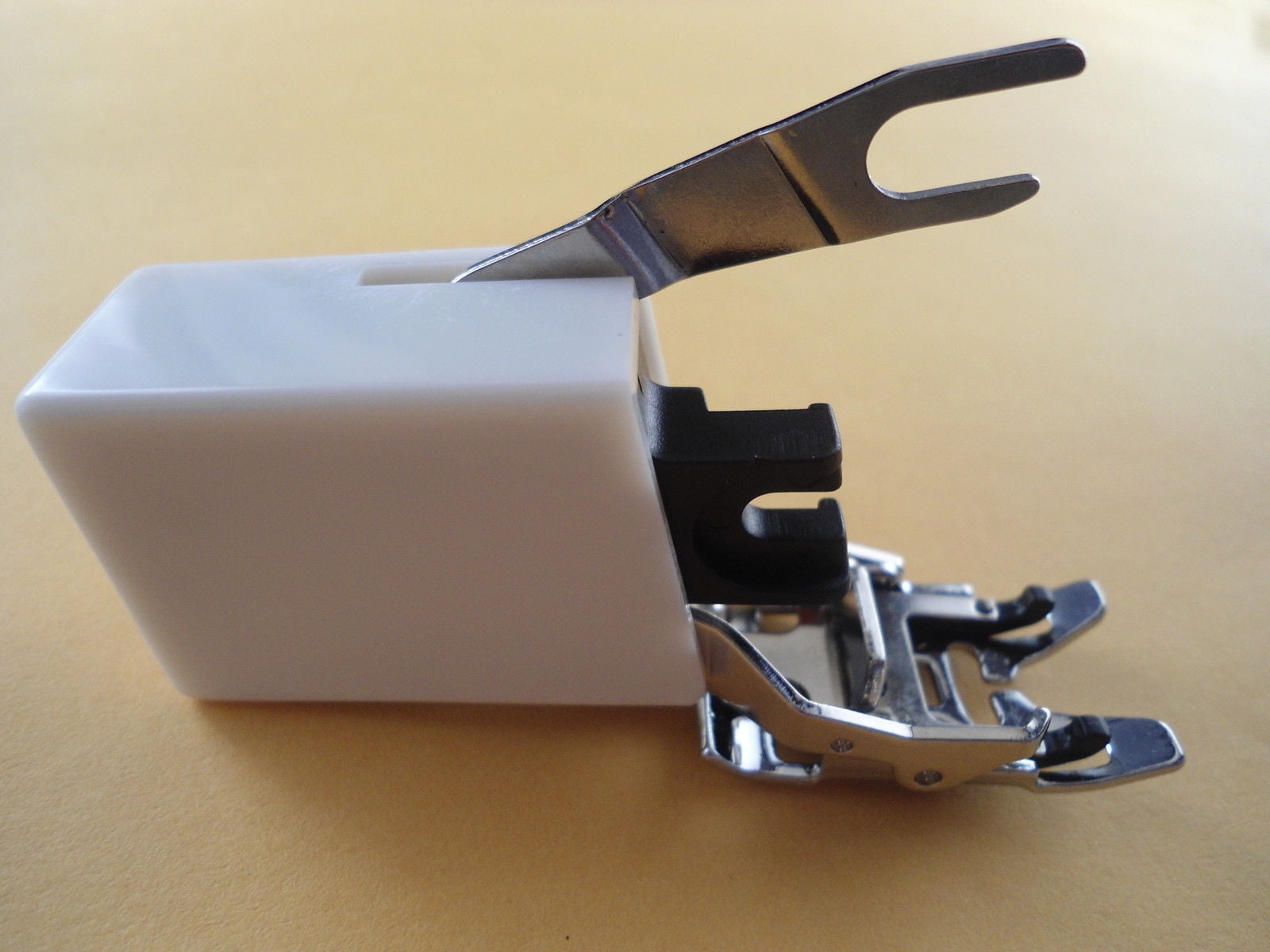 Singer Slant Shank Even Feed Walking Foot # 421333-451 - Walmart.com