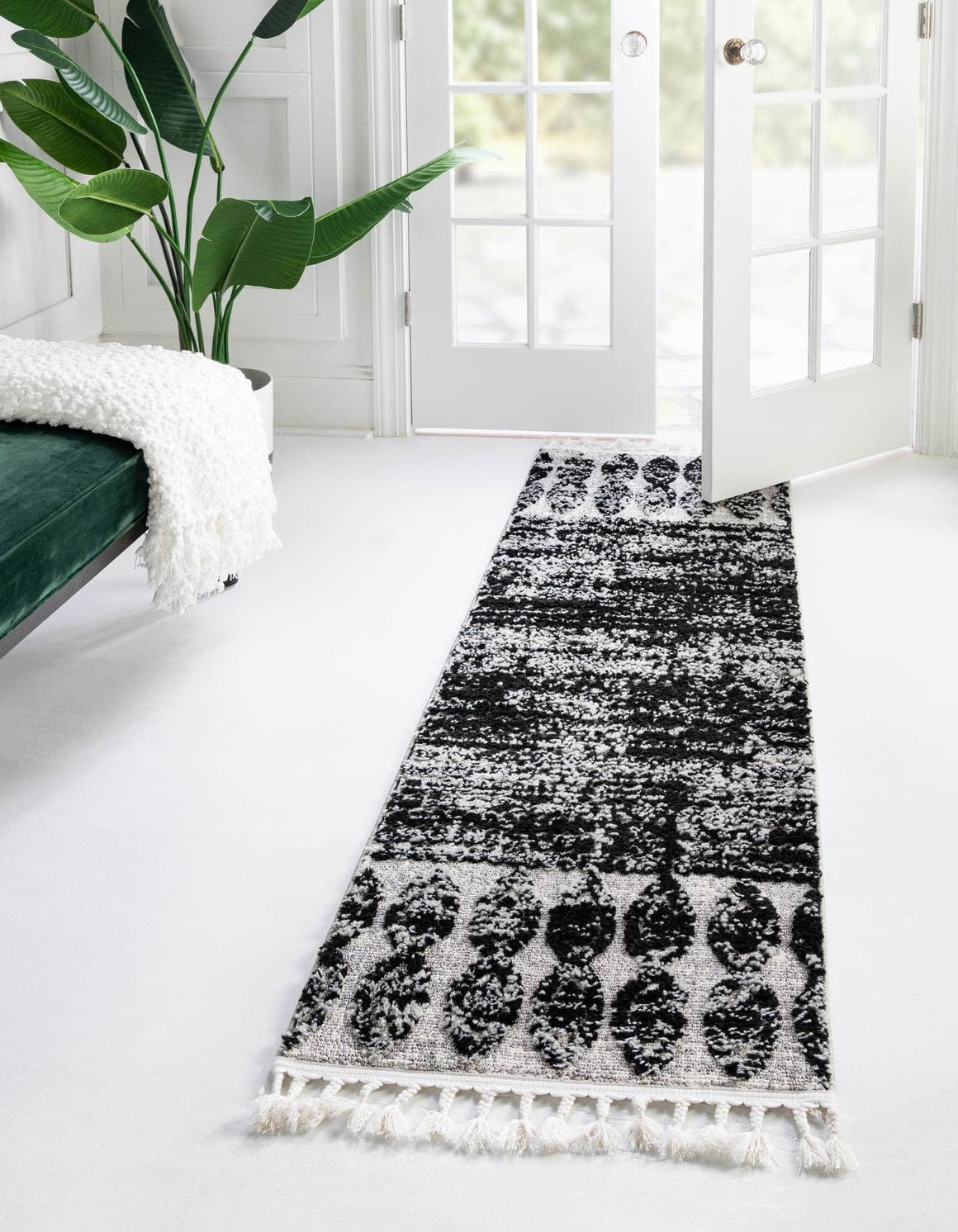 Rugs.com Cherokee Collection Rug – 8 Ft Runner Black High Rug Perfect ...