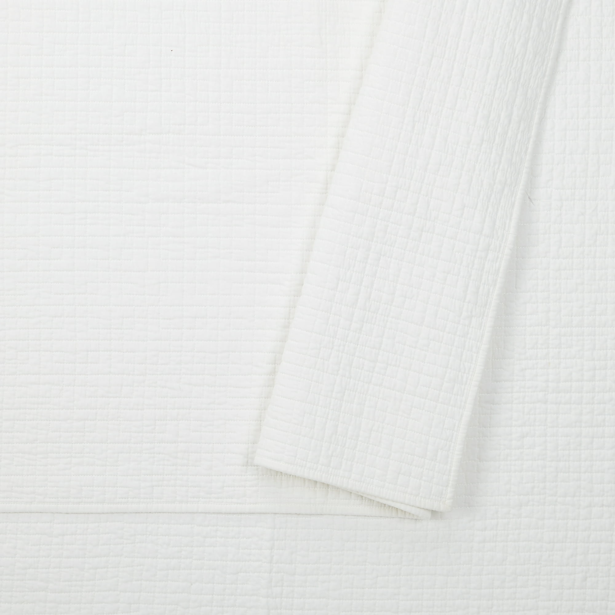 White Labyrinth Quilt Pattern