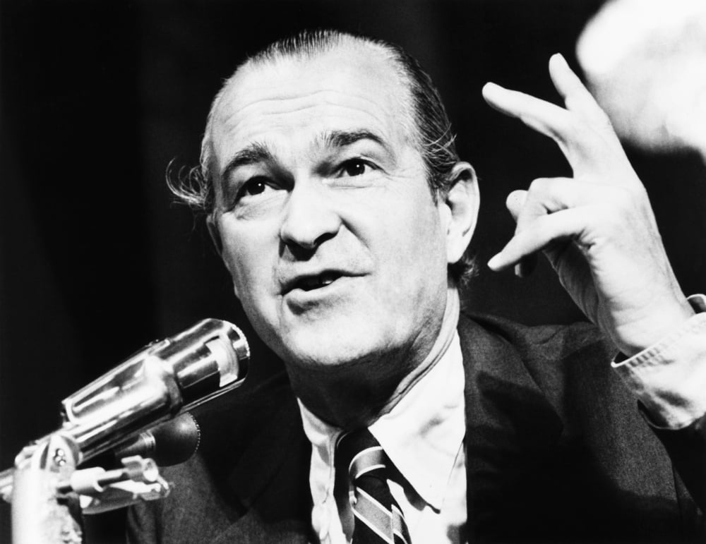 Richard Helms History (36 x 24) - Walmart.com - Walmart.com