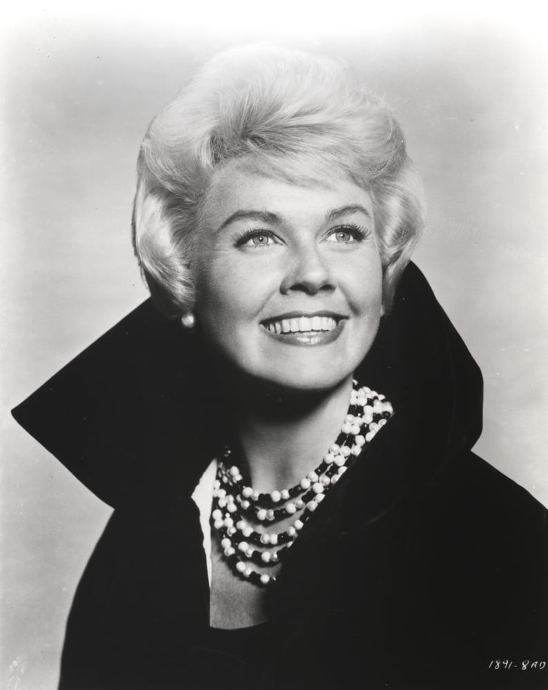 Doris Day Portrait in Classic with Coat Photo Print (24 x 30) - Walmart.com