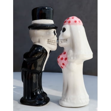 Day of the Dead Skull Salt and Pepper Shakers - Walmart.com