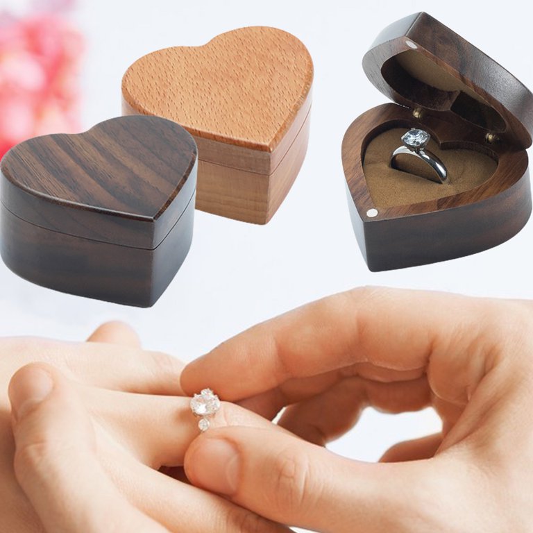 Engagement Ring Box Presentation
