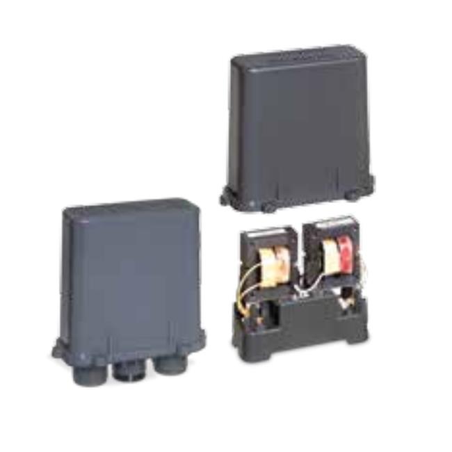 Hayward LTBUY11H70 Junction Box Transformer, 70 Watts - Walmart.com