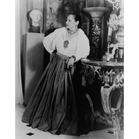 Helena Rubinstein 1870-1965 Polish Born Cosmetics Entrepreneur Wearing ...