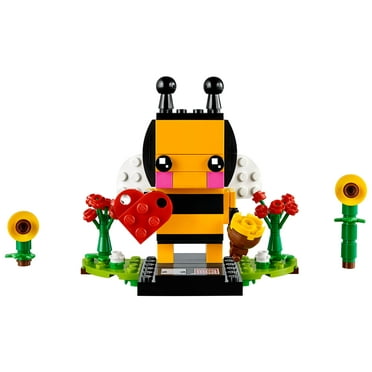 LEGO BrickHeadz Valentine's Bear 40379 Set with Flowers - Walmart.com