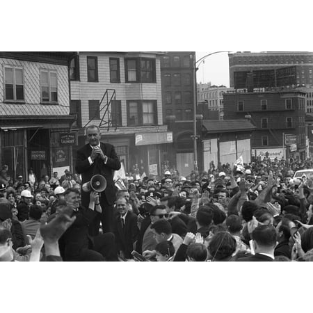 1964 Lbj Presidential Campaign. Lyndon Johnson Addressing A Crowd In ...
