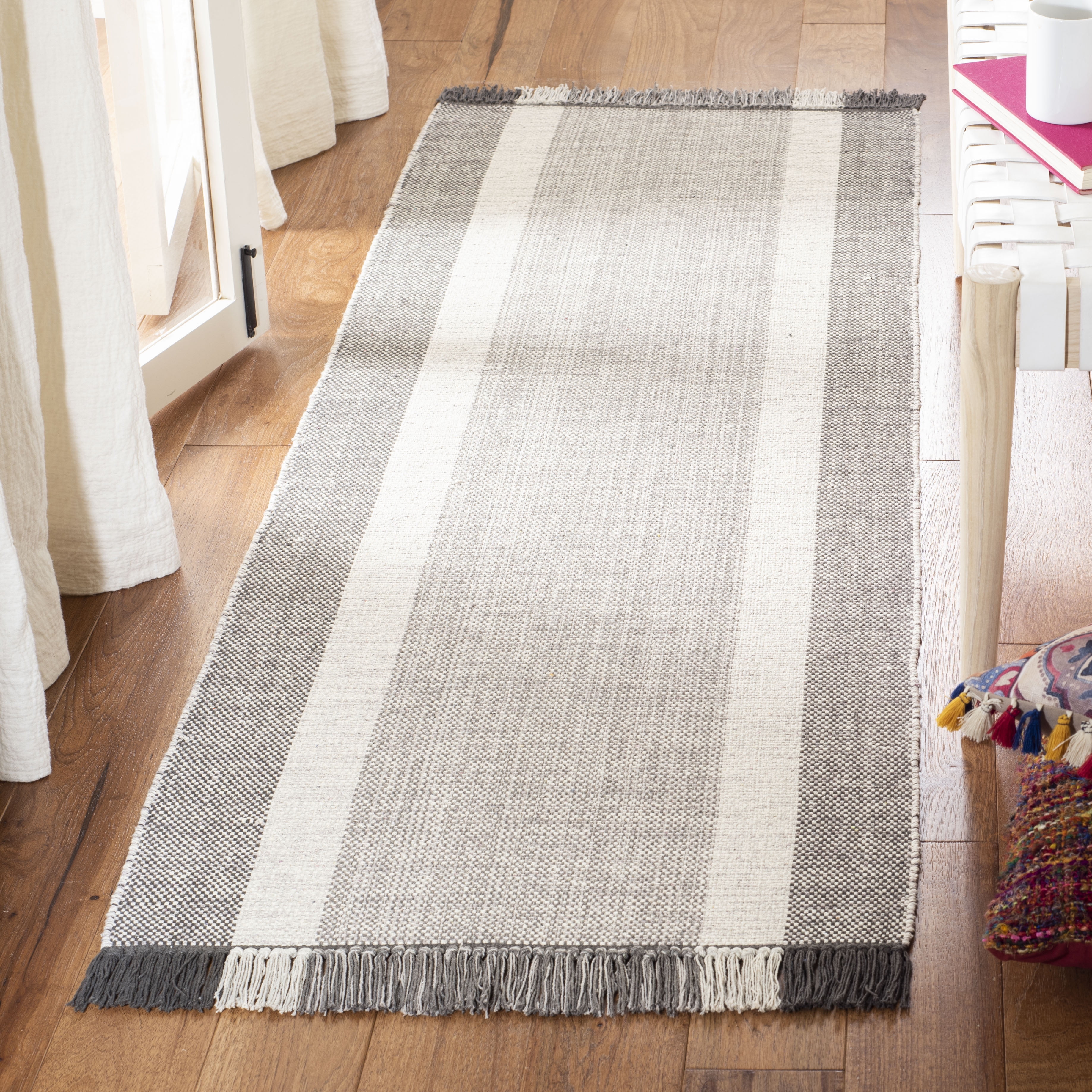 SAFAVIEH Montauk Sharlene Solid Striped Cotton Runner Rug, Ivory/Grey ...