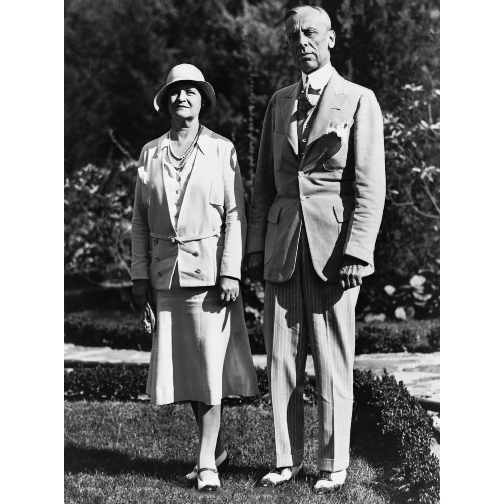 Alfred P. Sloan History (24 x 36) - Walmart.com - Walmart.com