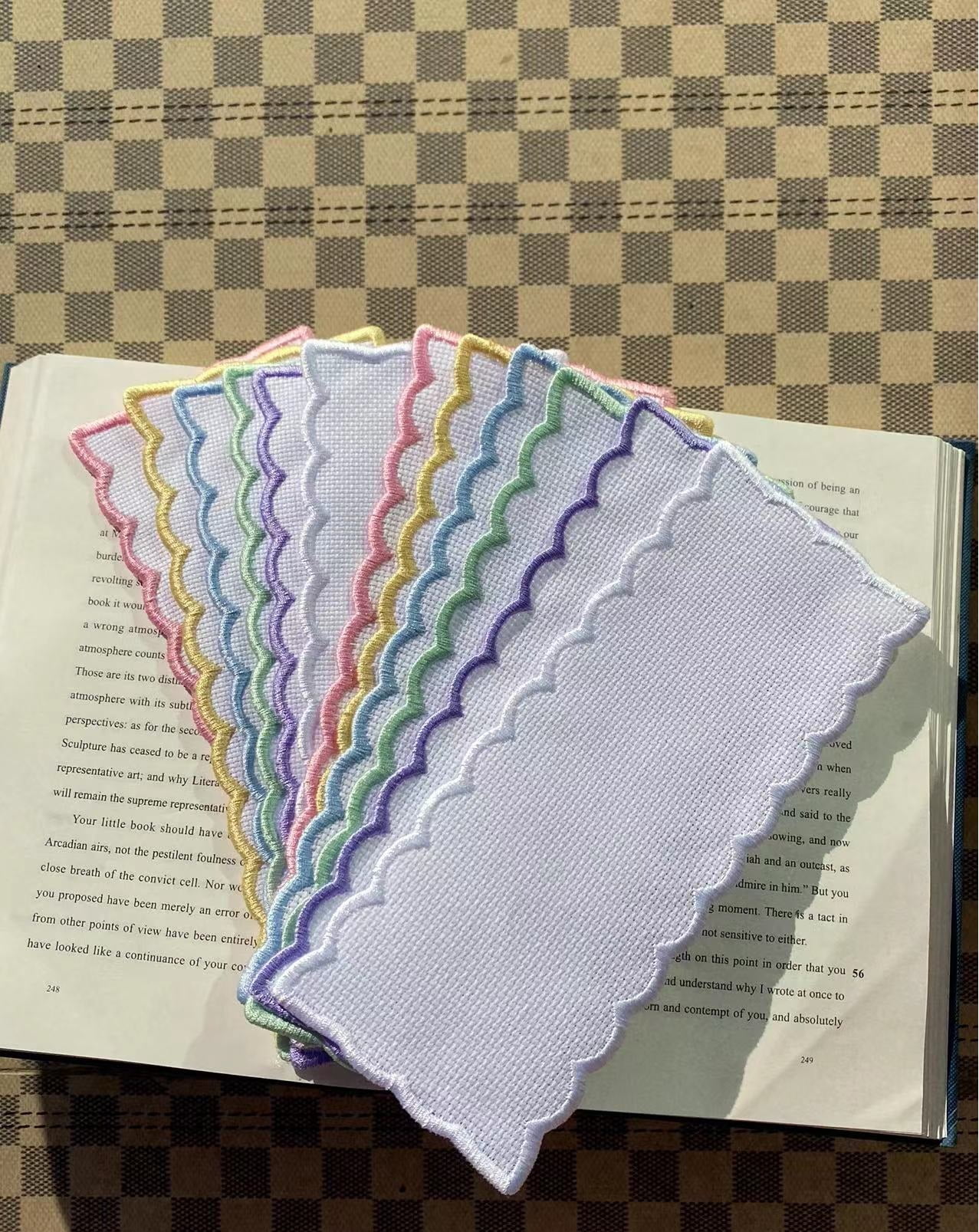 A Bundle of 6pcs 14ct and 6 pcs 18ct aida Cloth Bookmark to Cross ...